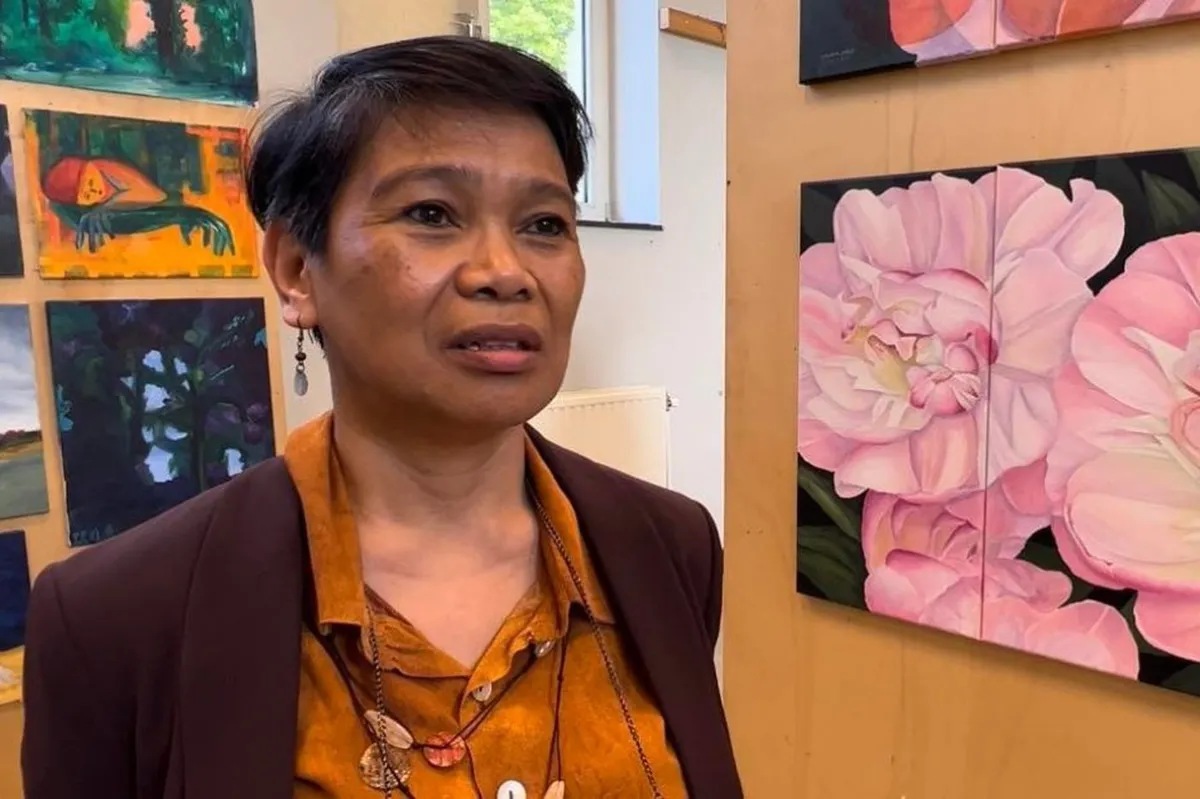 Mga obra ng Pinay artist itinampok sa Brussels exposition | ABS-CBN News