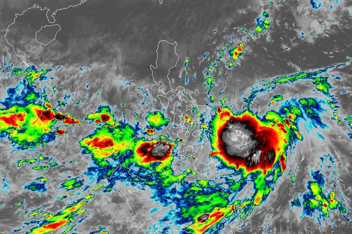 Storm Paeng changes track, threatens Southern, Central Luzon | ABS-CBN News