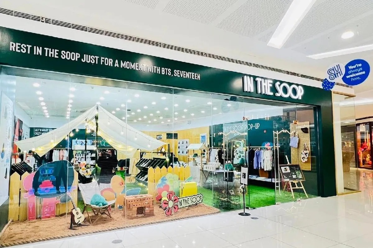 LOOK: Pop-up store selling BTS, Seventeen merch opens at SM Mall of ...