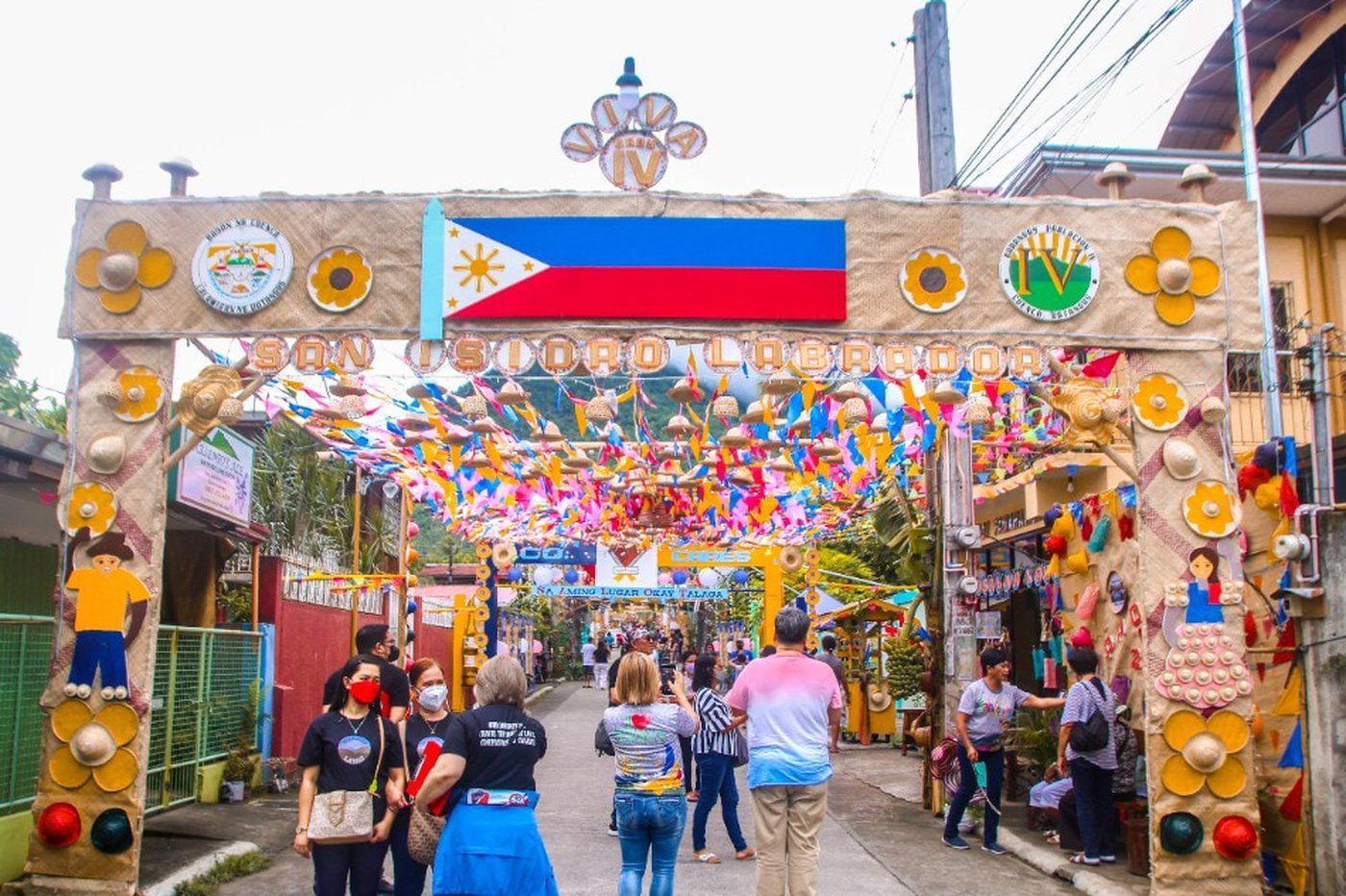 Banderitas Festival sa Batangas, sinimulan ng dating Filcom leader sa ...