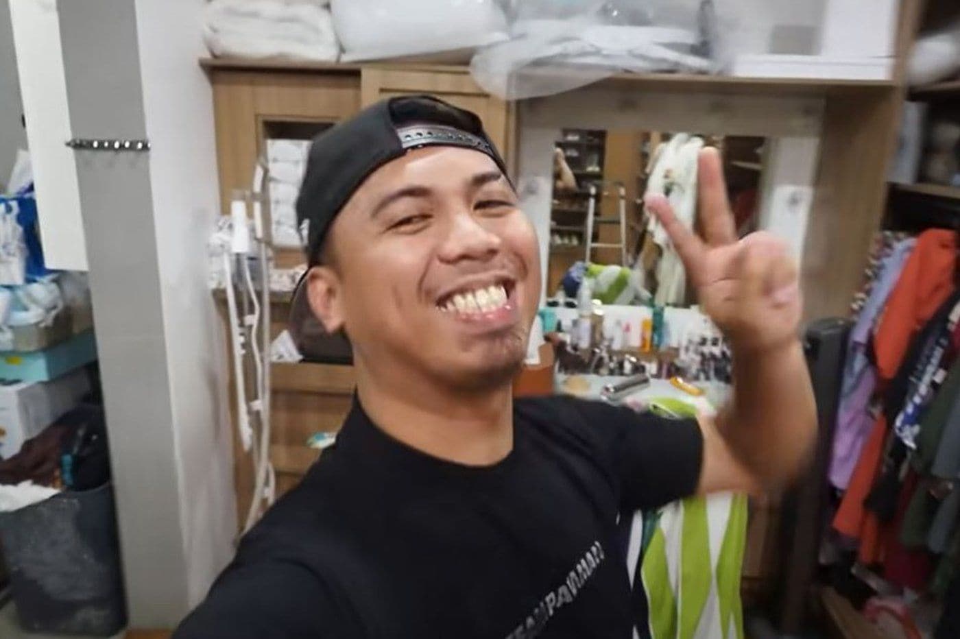 Cong TV celebrates 10 million subscribers on YouTube with 'flashback ...