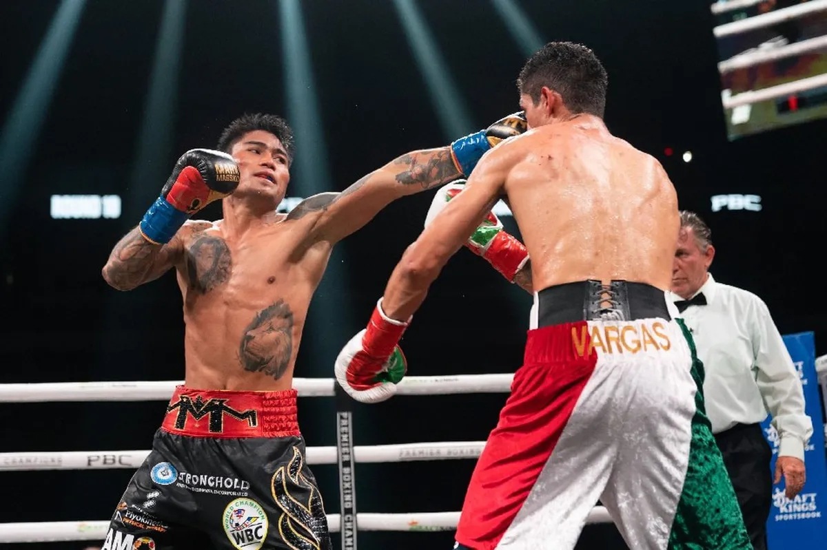 Boxing: Vargas survives knockdown to dethrone Magsayo | ABS-CBN Sports