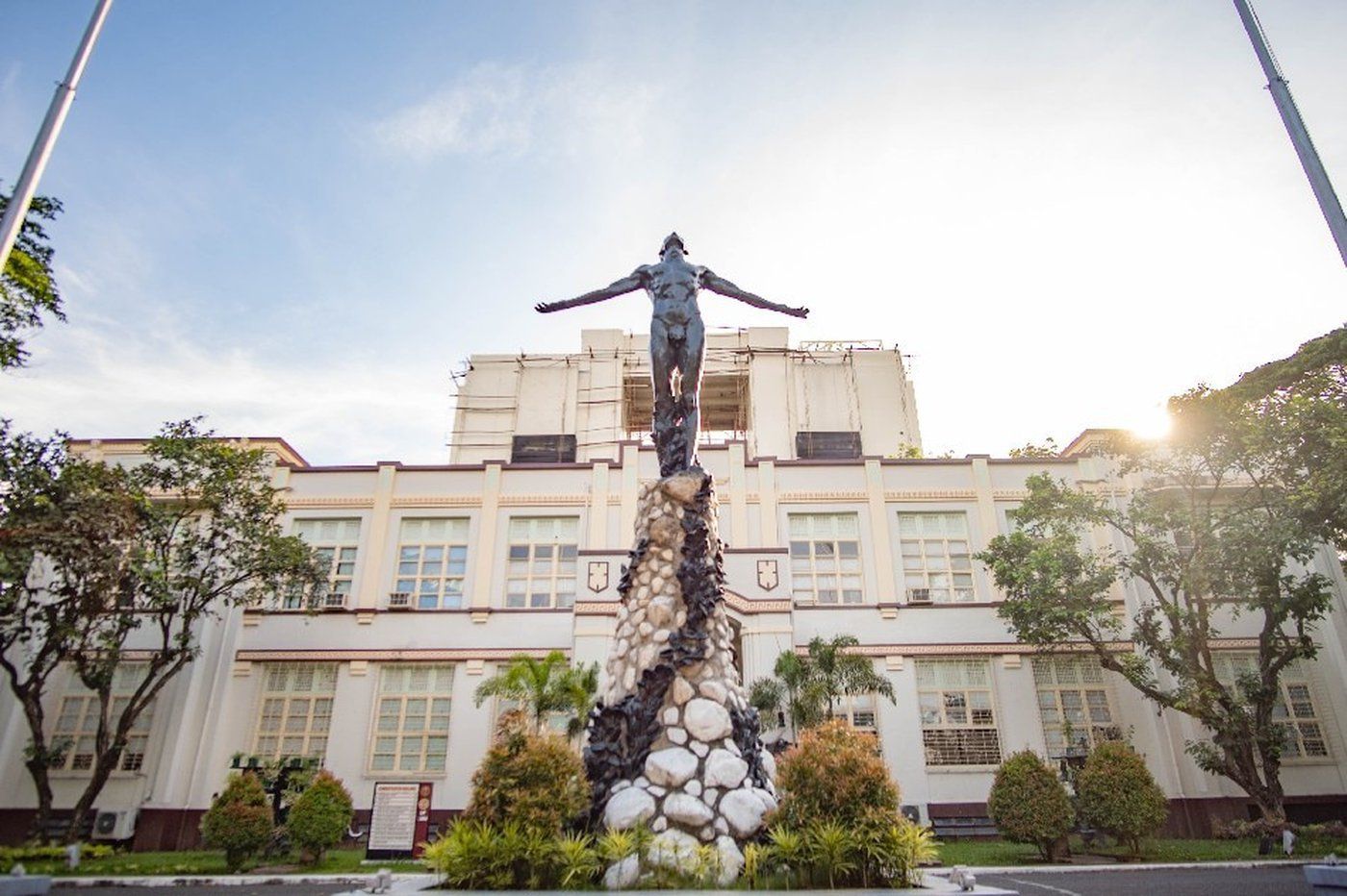 Students allowed to dress based on SOGIE on graduation day: UP Cebu ...