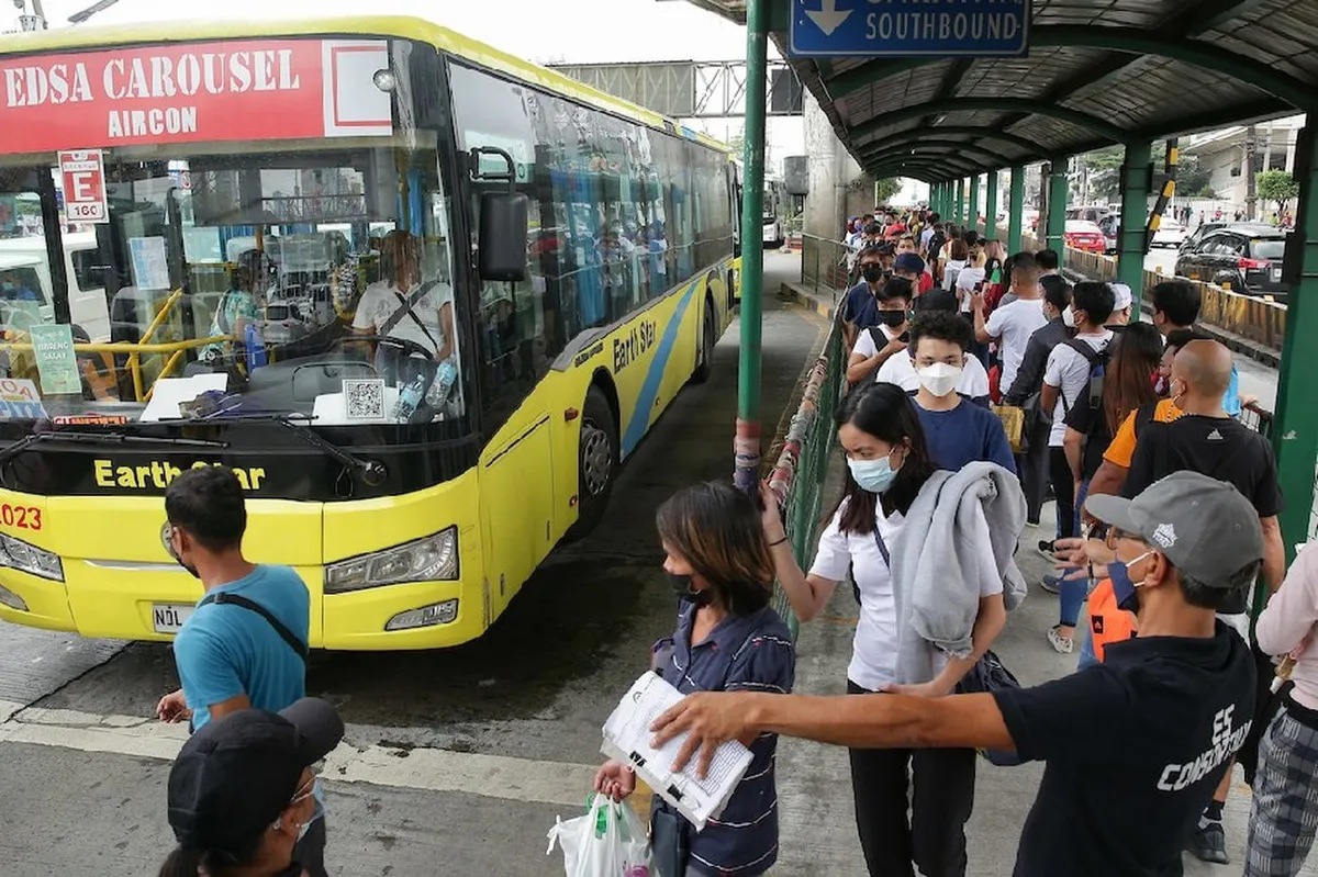 Bus drivers under gov't free ride program still unpaid | ABS-CBN News