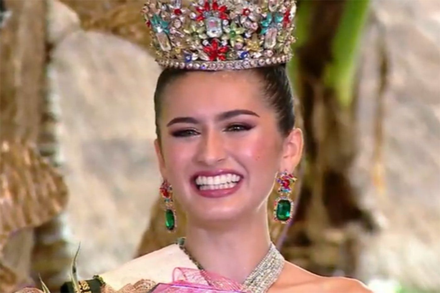 Jenny Ramp wins Miss Philippines Earth 2022 | ABS-CBN Lifestyle