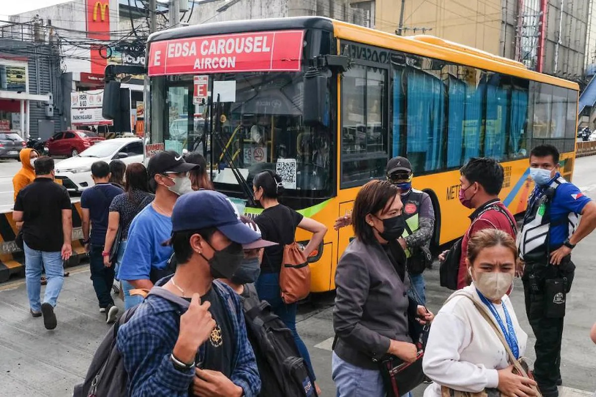 DOTr eyes more EDSA bus stops as in-person classes reopen | ABS-CBN News