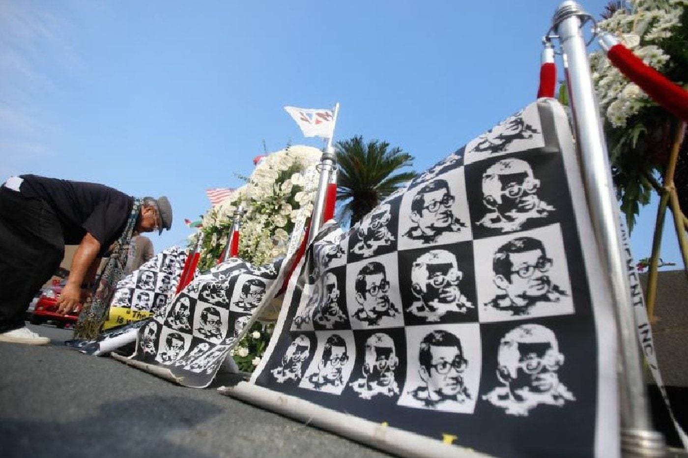 Ninoy Aquino remembered on 39th death anniversary | ABS-CBN News