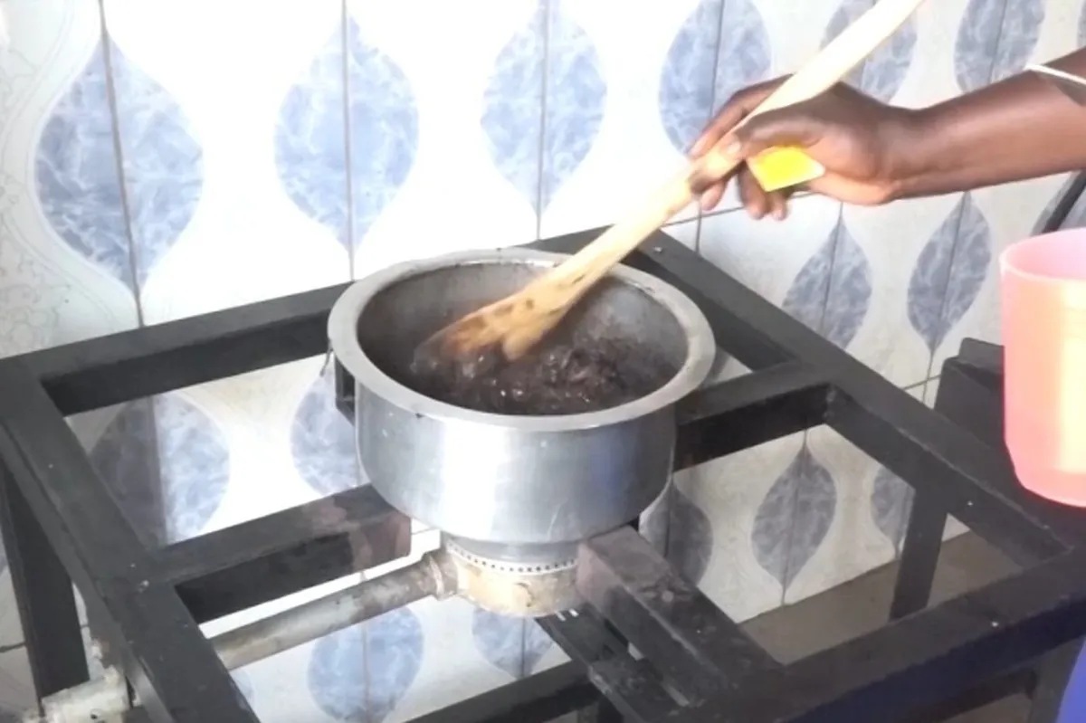 No wasting waste: Uganda school uses poop as energy to cook school ...