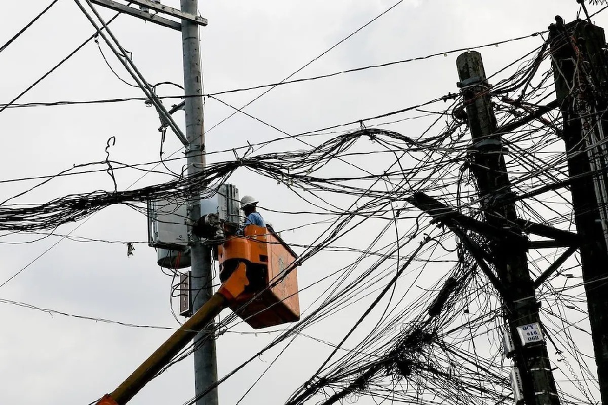 Energy dep't iniimbestigahan ang red alert sa supply ng kuryente | ABS ...