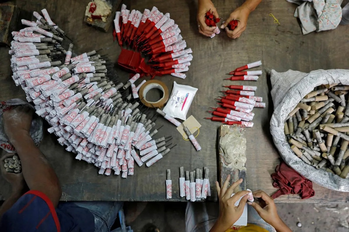 DOH: Bilang ng mga biktima ng paputok sa pagsalubong ng 2022 bumaba ...