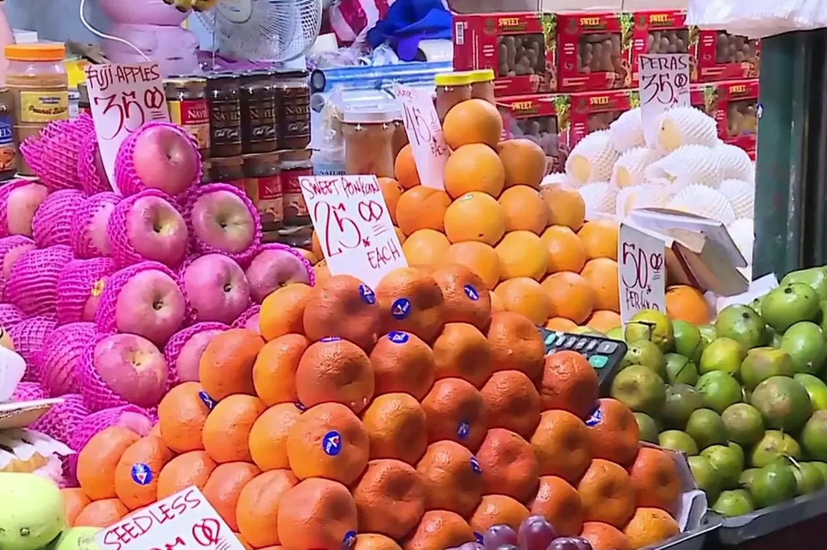 Prutas taas-presyo na habang papalapit ang Pasko | ABS-CBN News