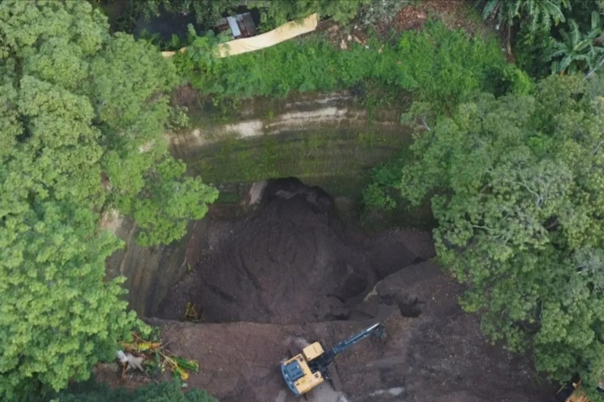 EXCLUSIVE: Hukay sa Bilibid na mas malawak pa sa football field | ABS ...