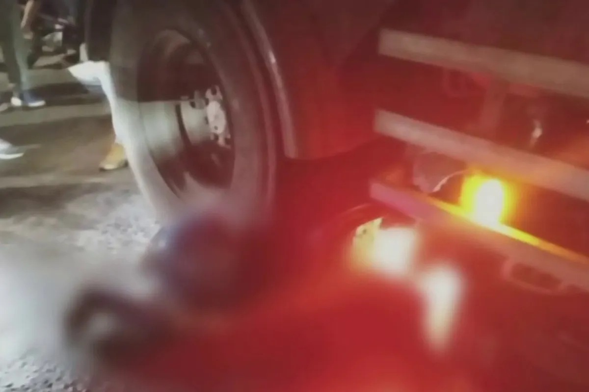 Motorcycle rider patay matapos pumailalim sa isang trailer truck sa ...