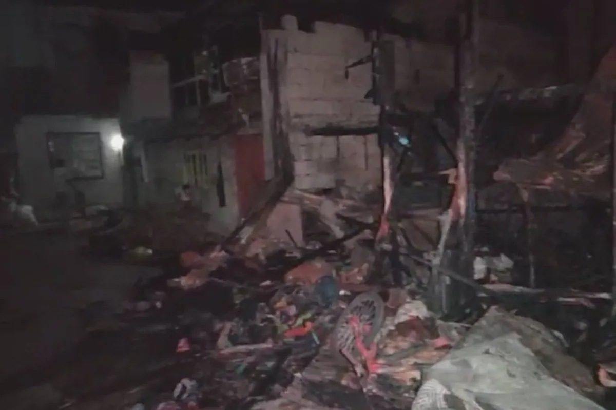 50 pamilya nawalan ng bahay sa sunog sa Quezon City | ABS-CBN News