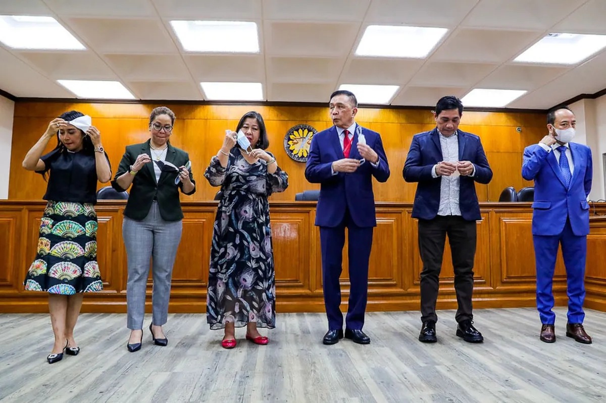 New Comelec commissioners 'unmasked' | ABS-CBN News