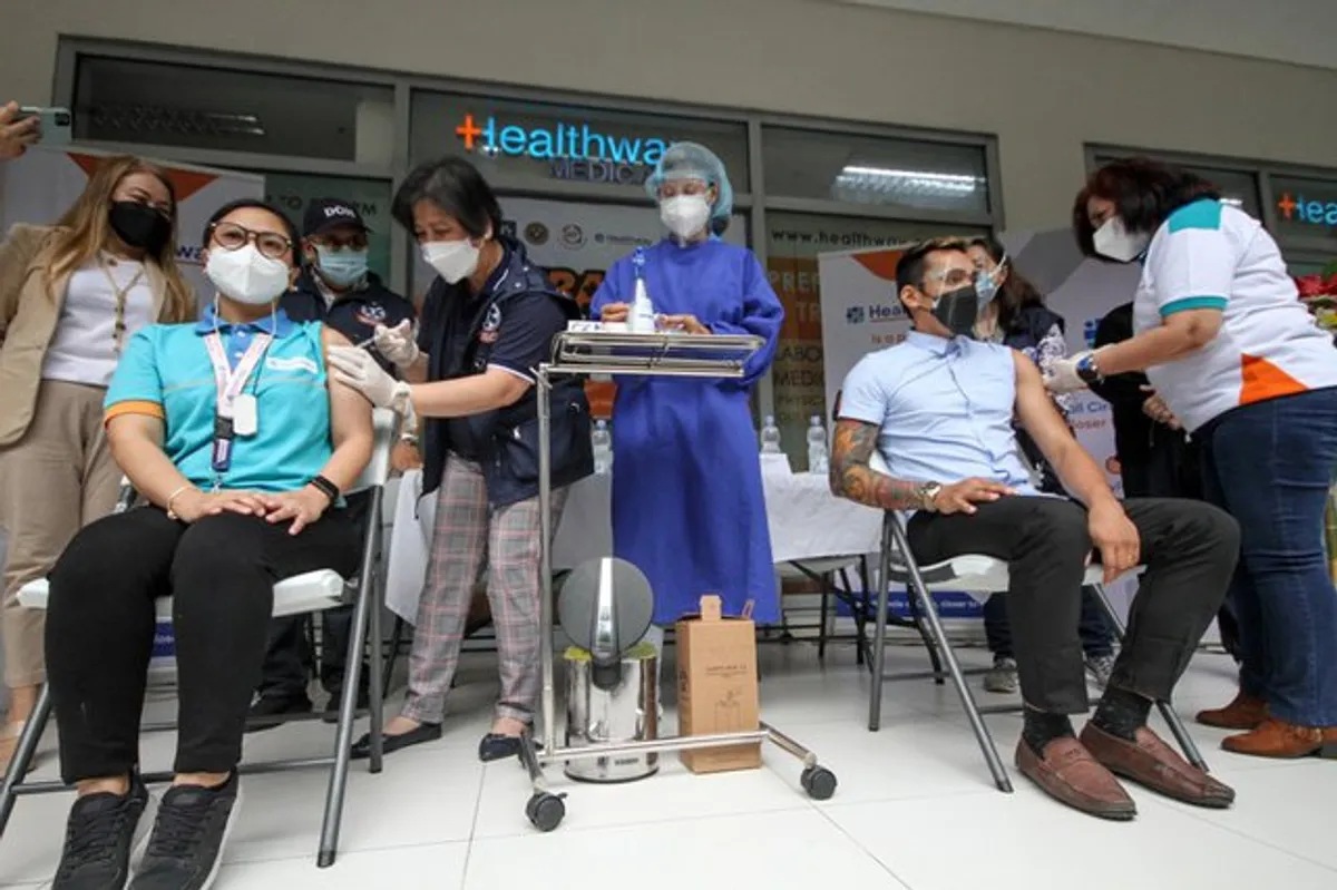 More Resbakuna centers opened | ABS-CBN News