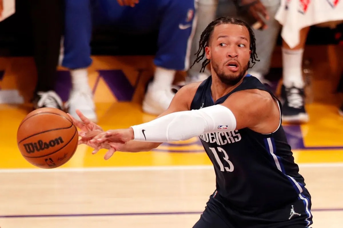 NBA: Brunson's career-high powers Mavs past Jazz | ABS-CBN Sports