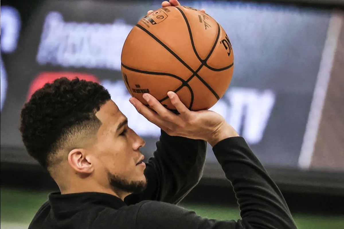 Suns’ Devin Booker has ‘mild’ hamstring strain | ABS-CBN Sports