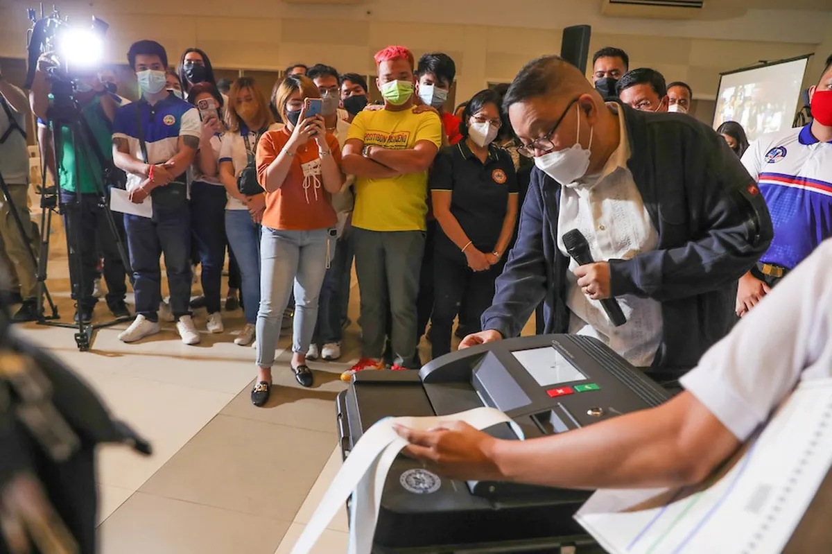 Ilang aberya sa vote-counting machines lumutang 1 linggo bago ang ...