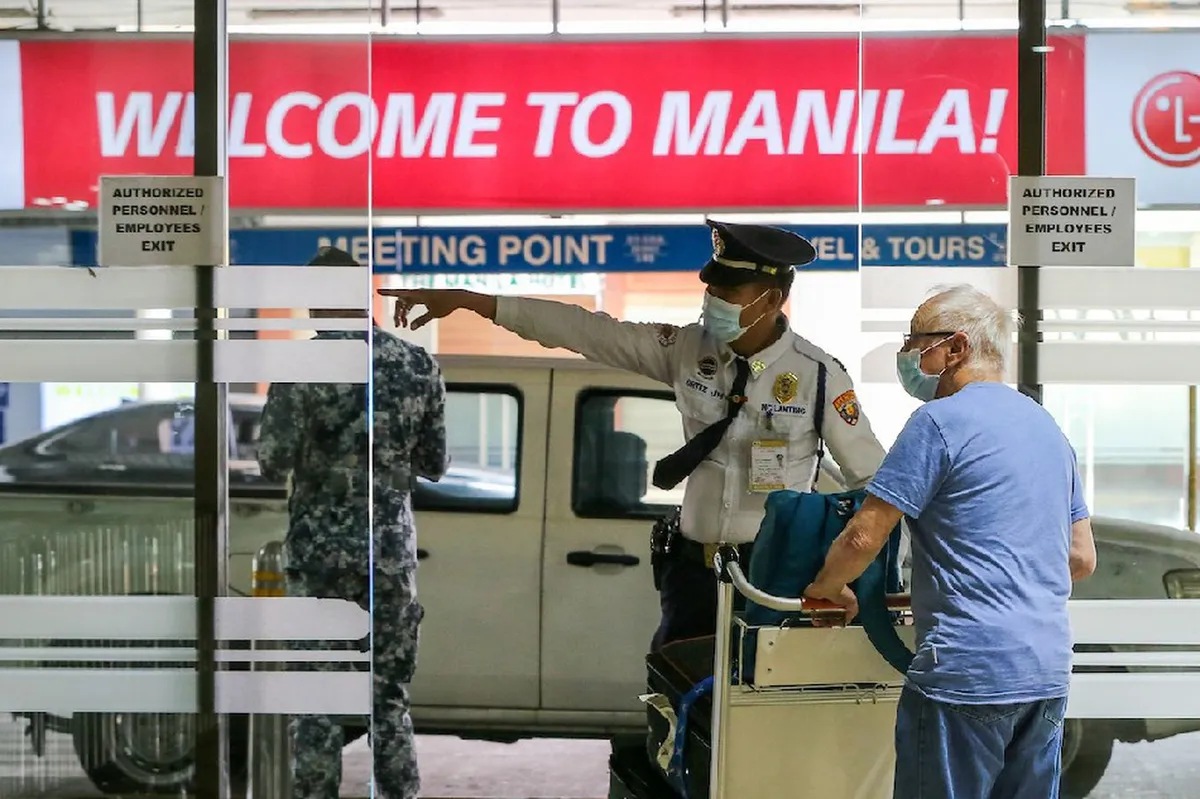 Philippines OKs COVID-19 vaccination certificates of 8 more countries ...