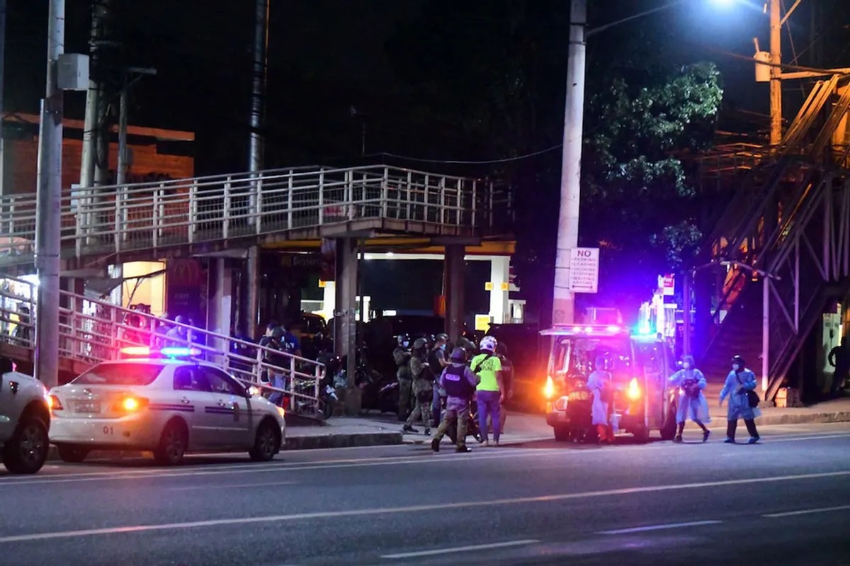 PDEA, PNP officers charged over QC mall gun fight | ABS-CBN News