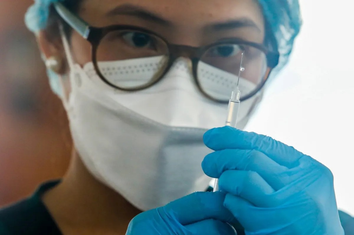 No need for variant-specific booster jab, latest Moderna study finds ...