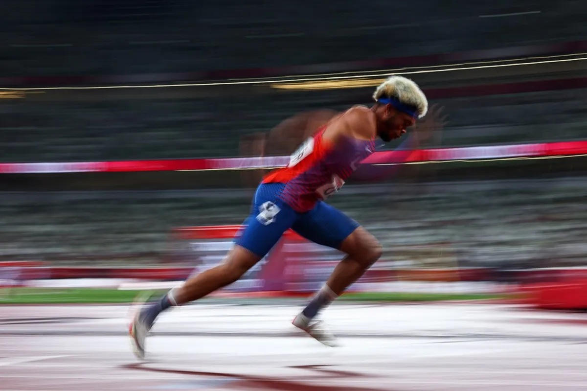 Team USA sets new 4x100m universal relay world record in 2020 Tokyo ...
