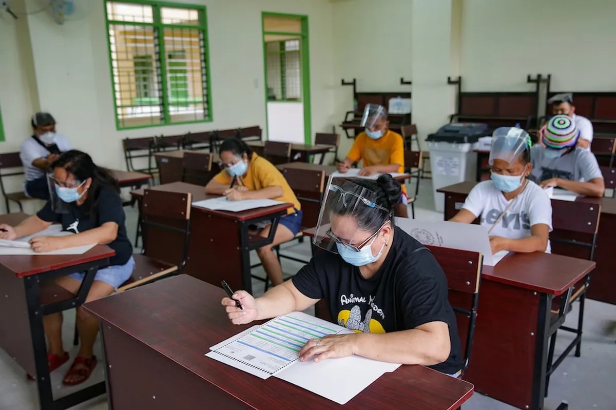 Analysis: Many Filipinos still vote based on personality, familiarity ...