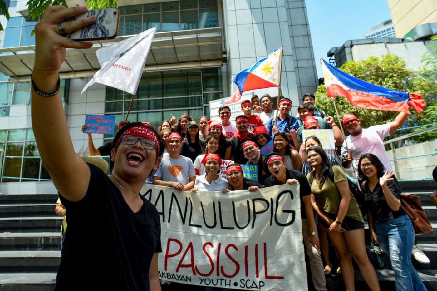 Despite numbers, why young Filipinos remain marginalized in political ...