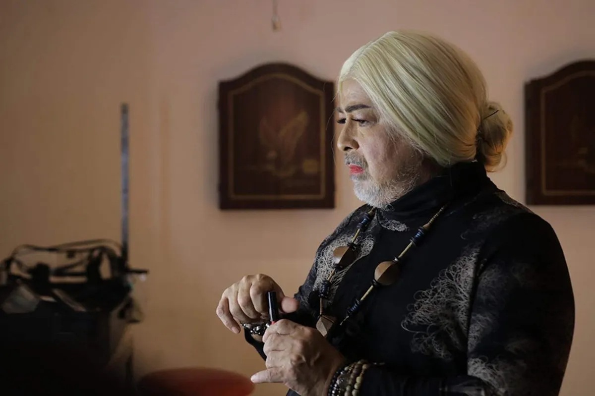 Joel Torre plays flamboyant gay character for first time in ...