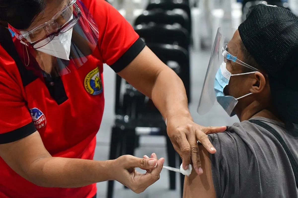 50 vaccinated Filipinos win P5,000 each in DOH raffle draw | ABS-CBN News