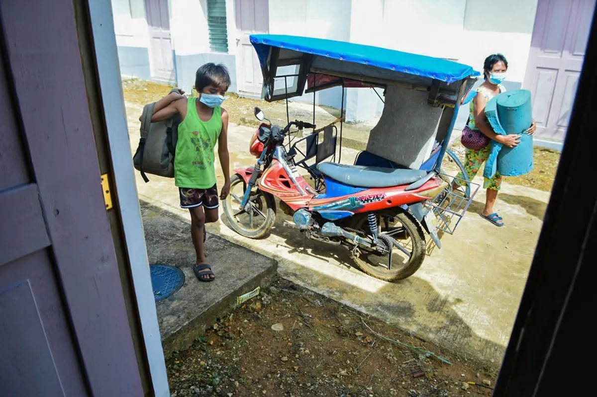 Salcedo, Eastern Samar residents prepare for Rai | ABS-CBN News