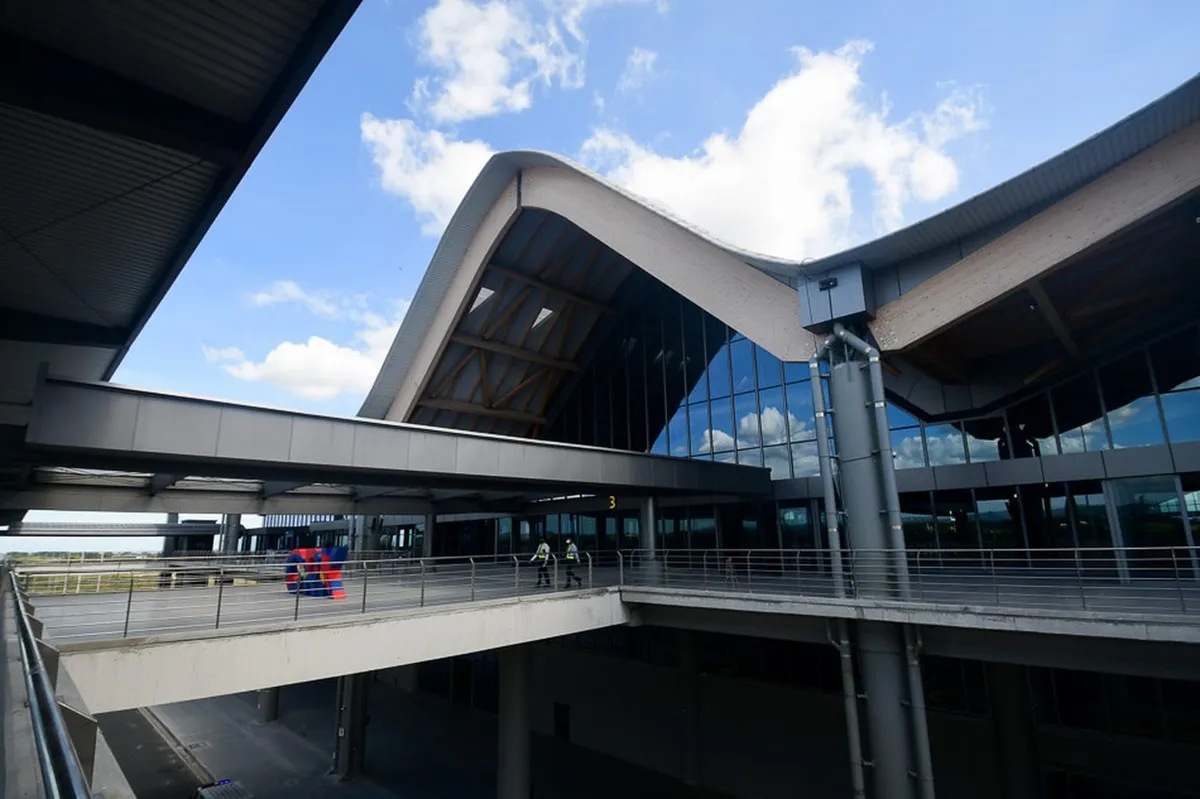 Clark International Airport's new terminal welcomes first arrivals ...