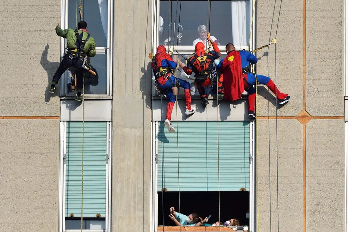 'Superheroes' perform for patients in Italy hospital | ABS-CBN