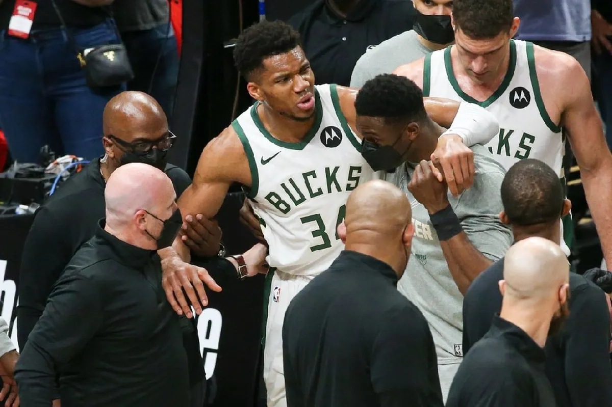 NBA: Bucks may be without Antetokounmpo for pivotal Game 5 vs. Hawks | ABS-CBN Sports