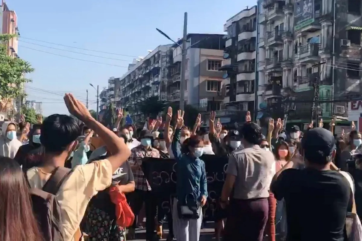 Myanmar parcel bomb blasts kill 5 including ousted lawmaker -media ...