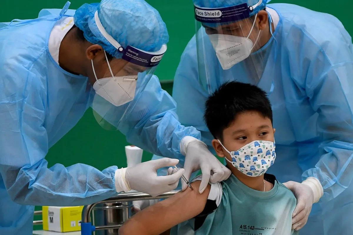 COVID-19 vaccine obligatory in Ecuador from age of 5 | ABS-CBN