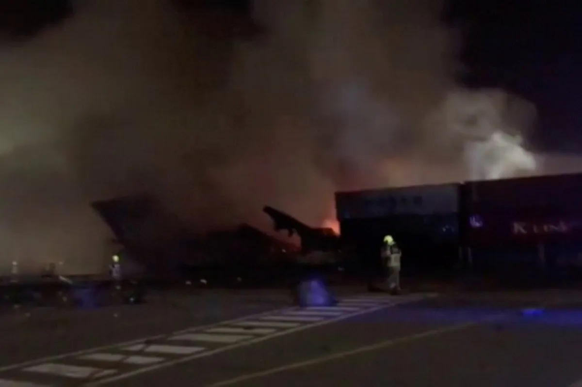 Dubai extinguishes fire on ship in Jebel Ali Port | ABS-CBN