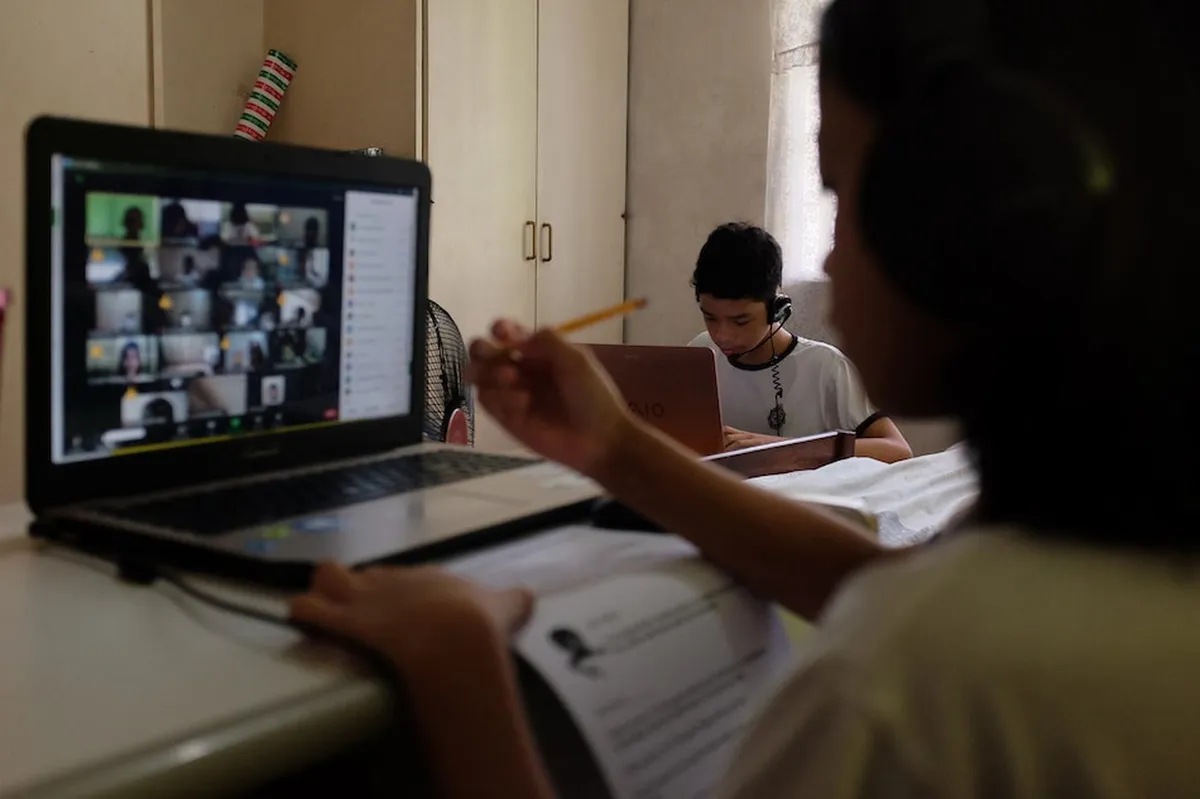 GSIS extends computer loan program til end of year | ABS-CBN News