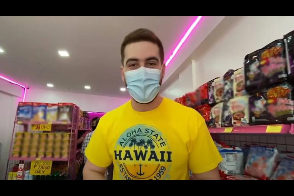 WATCH: The Hungry Syrian Wanderer opens Korean mart he intended to give ...