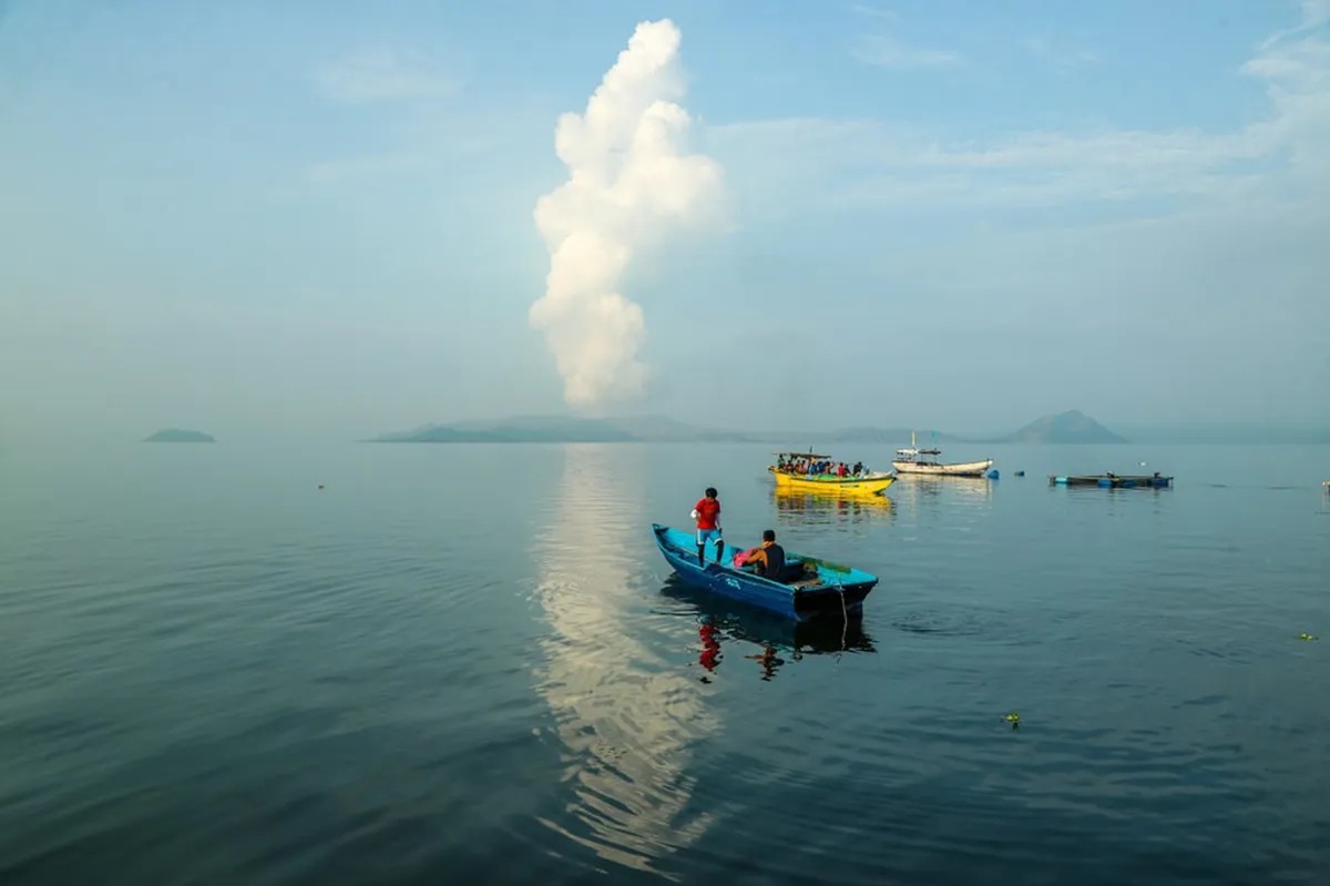 Taal emits high levels of volcanic sulfur dioxide | ABS-CBN News