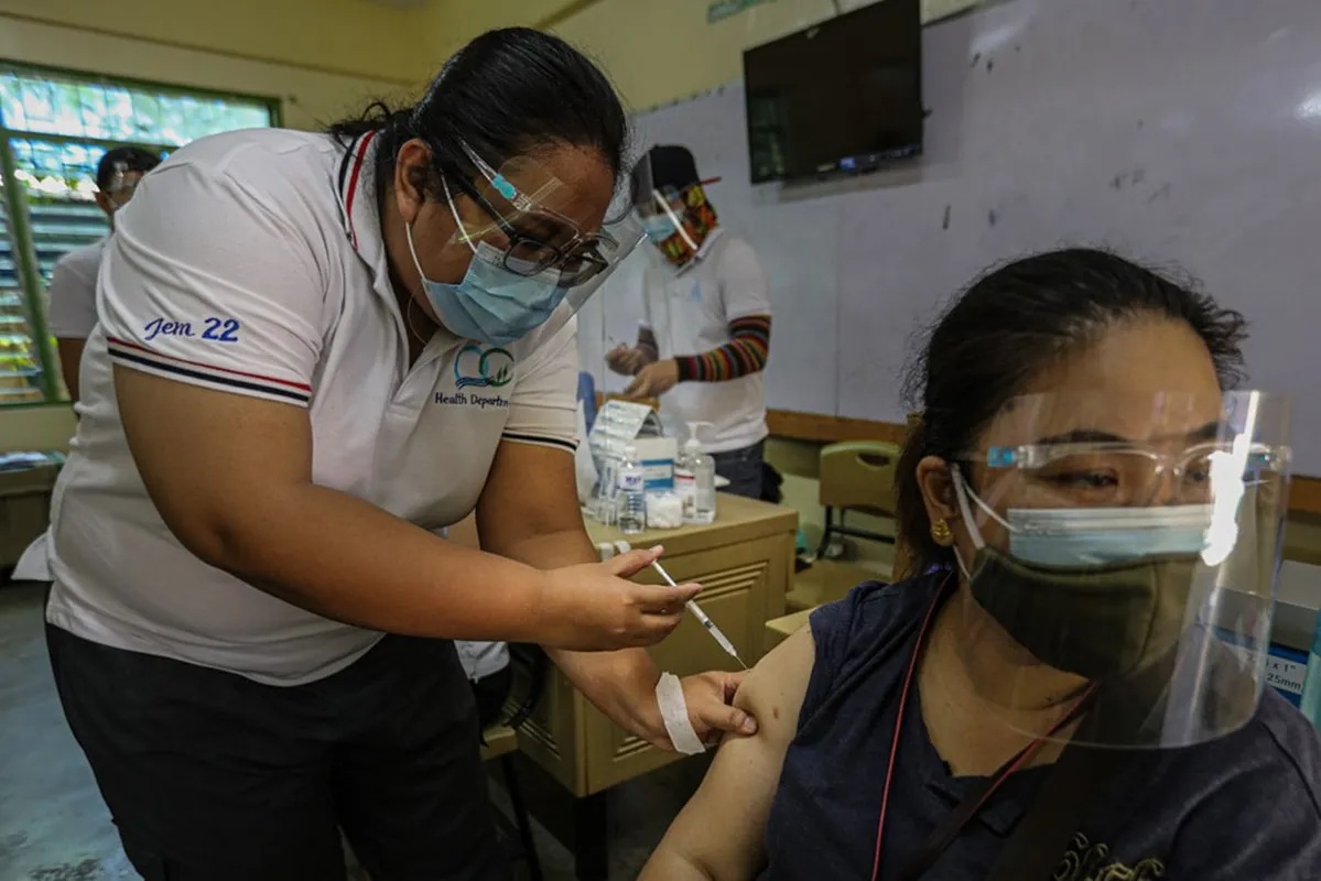 QC continues COVID-19 vaccine drive | ABS-CBN News