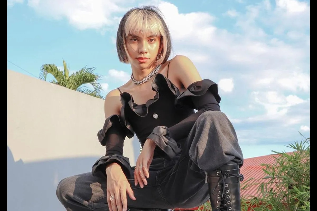 WATCH: Mimiyuuuh channels Blackpink member Lisa | ABS-CBN Lifestyle