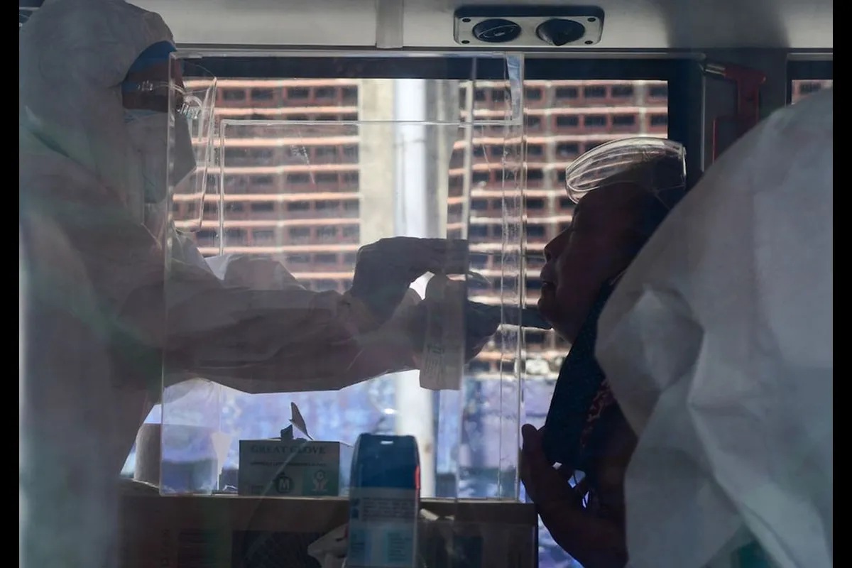 Gov't eyes boosting COVID-19 screening in NCR Plus with 30,000 antigen ...