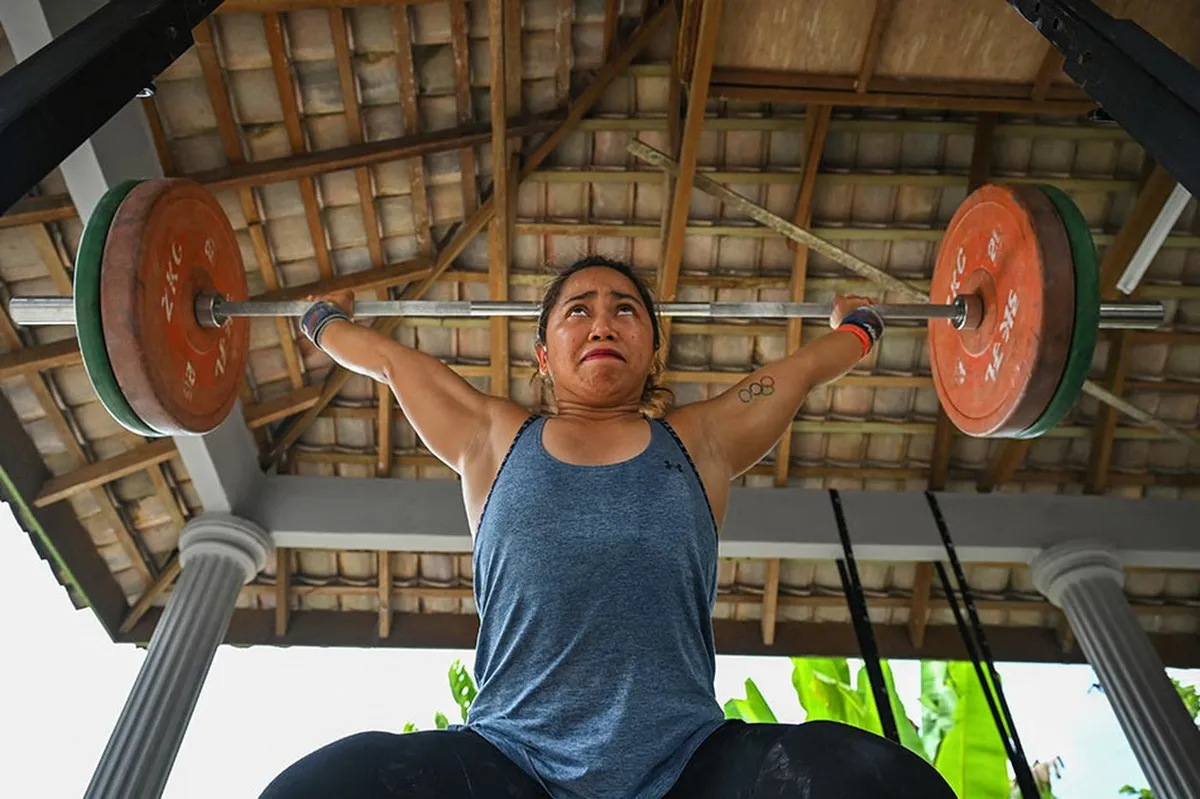 Hidilyn Diaz among athletes to watch in Tokyo Olympics weightlifting ...