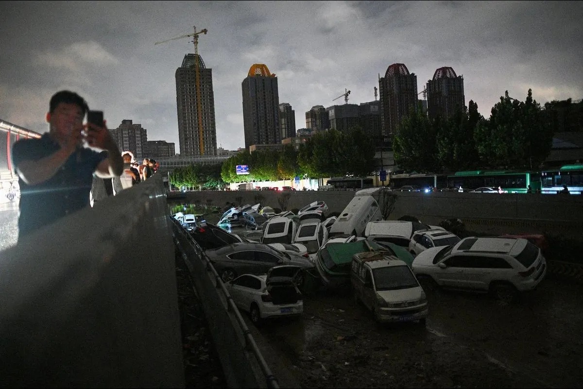 Massive flooding in Henan, China leaves 25 dead | ABS-CBN