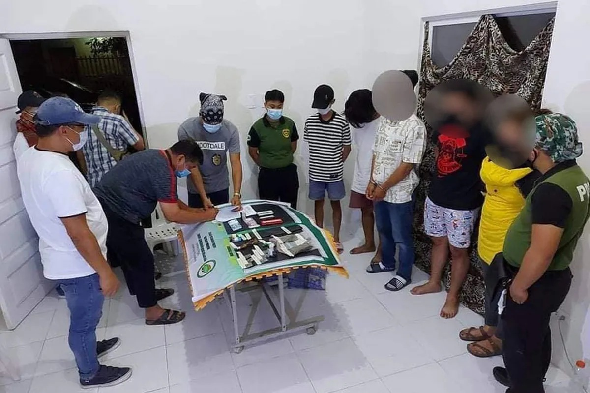 MMA fighter, 4 iba pa tiklo sa drug den sa Laguna | ABS-CBN News