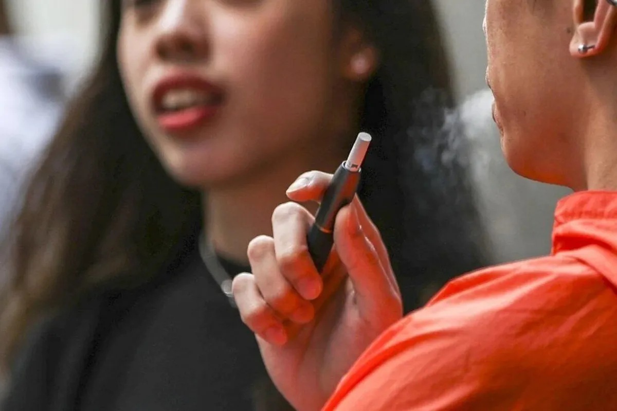 Children in Hong Kong younger than 10 seen smoking; full e-cigarettes ...