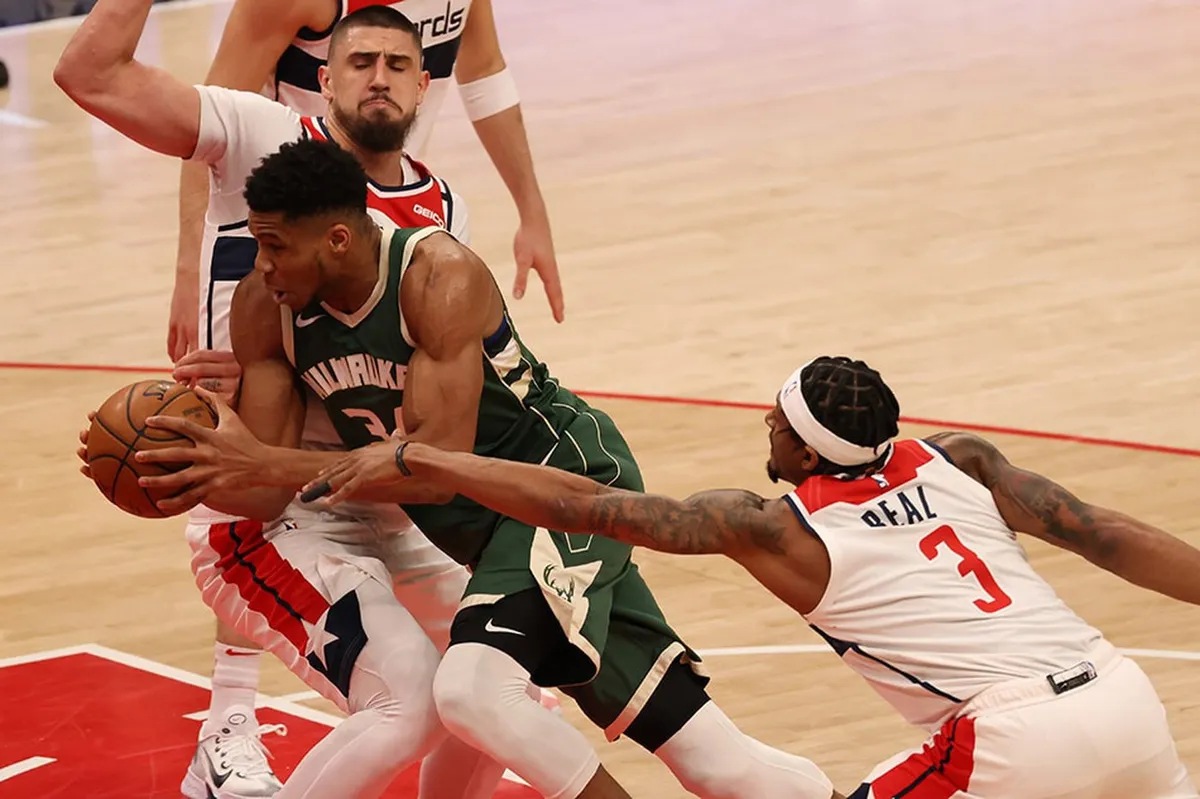 NBA: Giannis Antetokounmpo's triple-double leads Bucks over Wizards | ABS-CBN Sports