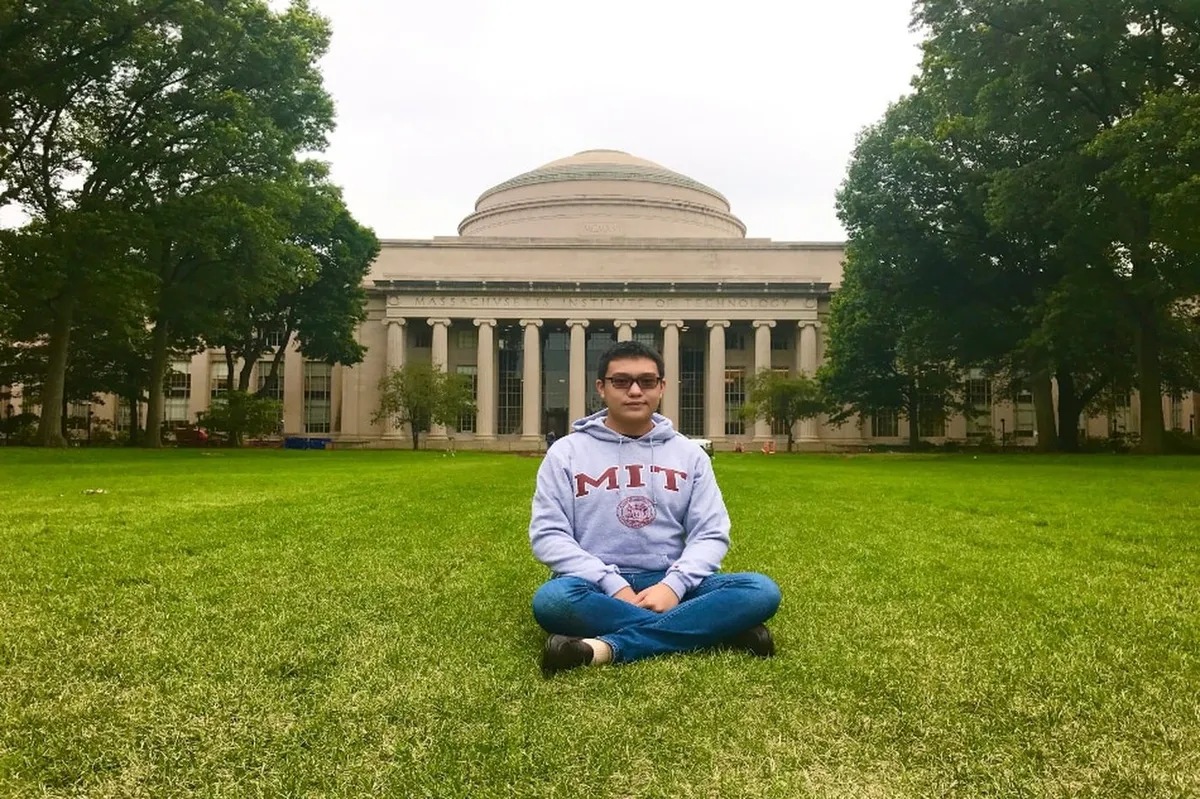 Filipino MIT graduate who got perfect GPA asserts math can reduce ...